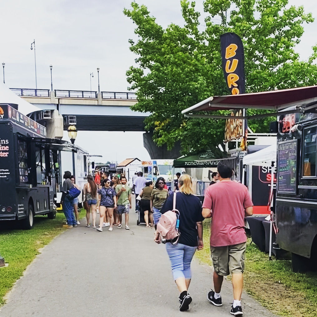 Greater Hartford Information Center – Connecticut's Old State House
